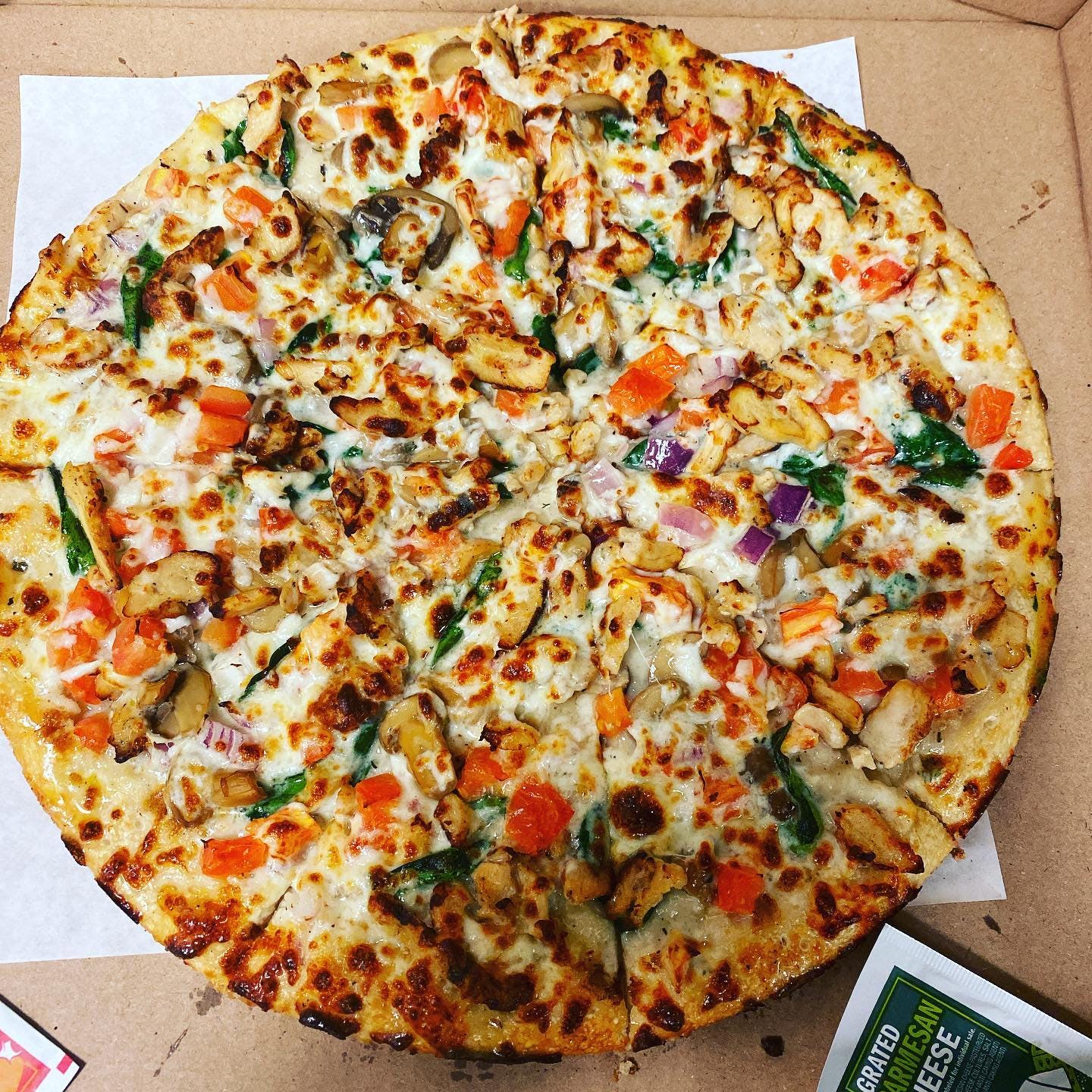 Milanos pizza store