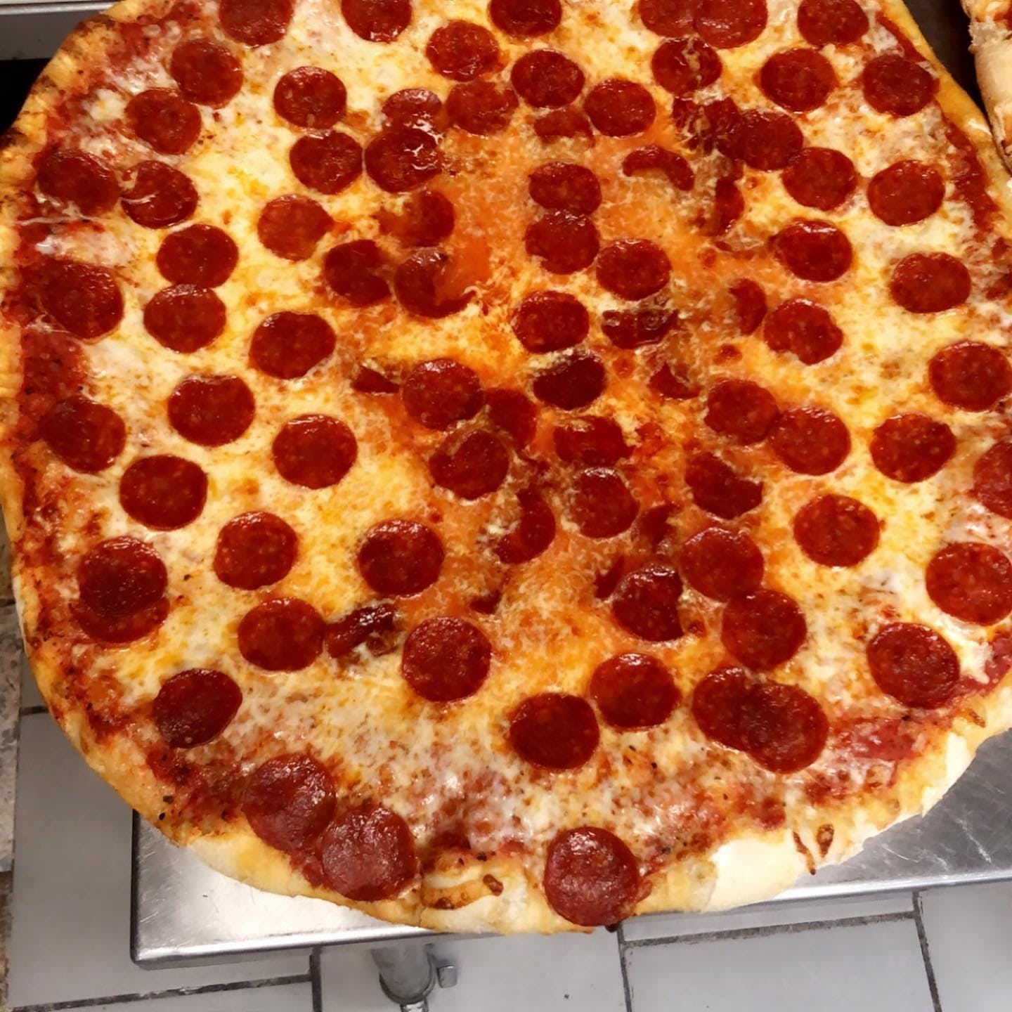 Gigio's Pizzeria Menu: Pizza Delivery Chicago, IL - Order | Slice
