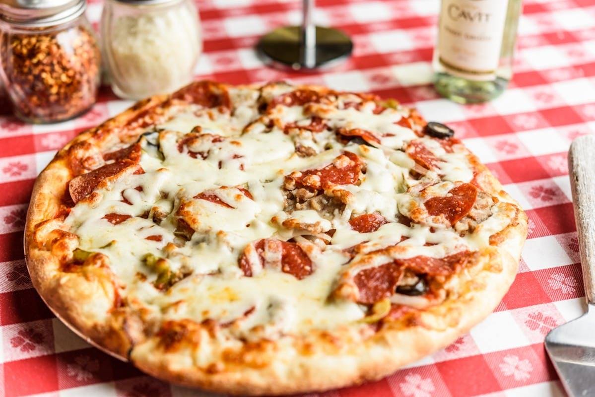 Salvatore's Pizza & Pasta Menu: Pizza Delivery Hoover, AL - Order | Slice