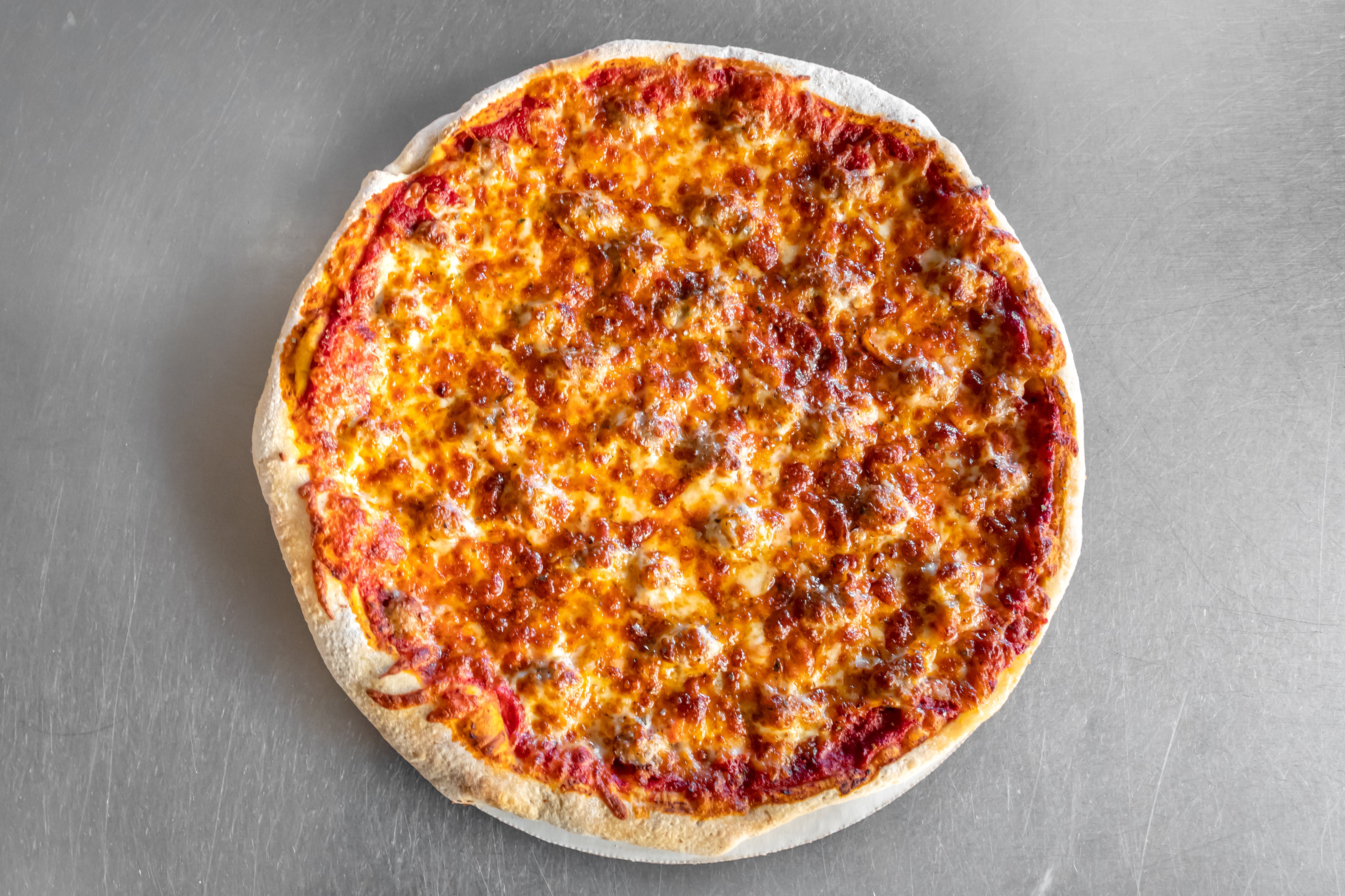 Gadducci Pisa Pizza 🍕Gaudio's Pizza🍕 Taste: 6.5/10 (Plain)