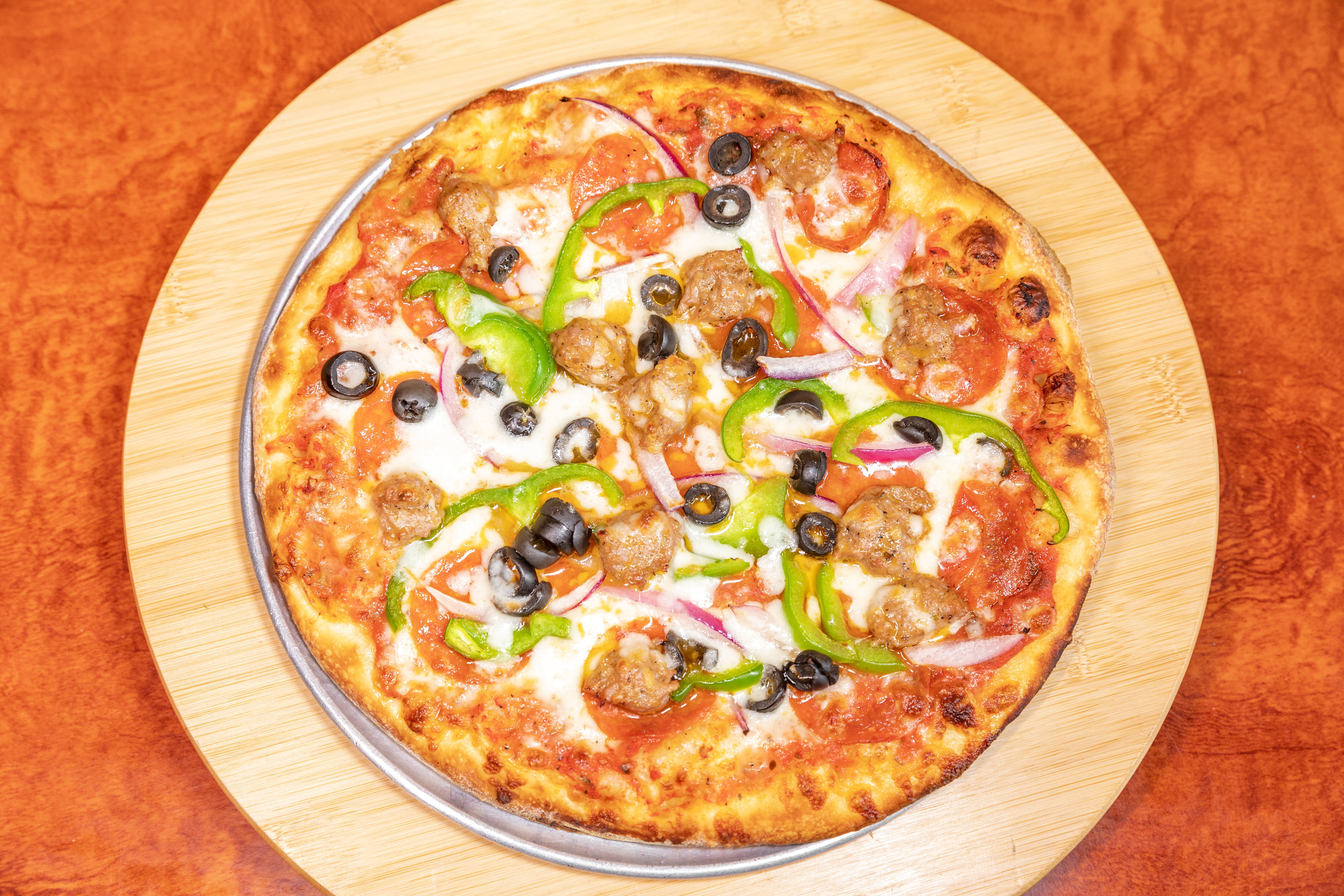 Empanada Man Pizzeria Menu Pizza Delivery Lake Forest Ca Order Slice